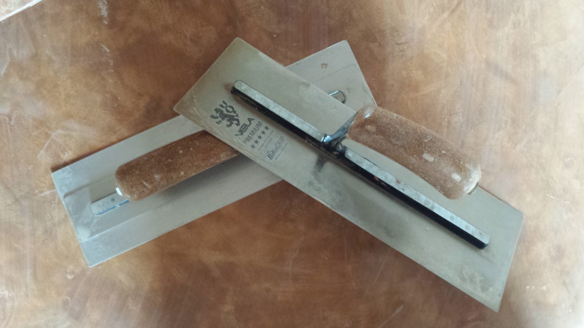 Tools For Plastering Walls And Ceilings